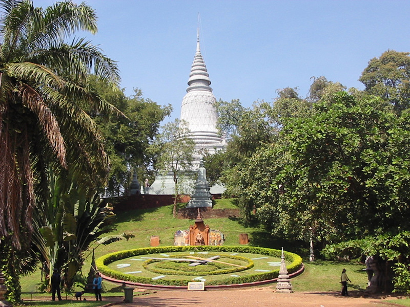 Wat Phnom Temple, Phnom Penh, Cambodia: Photos, Suggested Tours